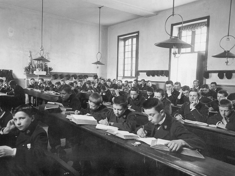 L'histoire - Collège Lycée Saint Martin